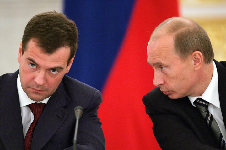 Putin Picks His Puppet | theTrumpet.com