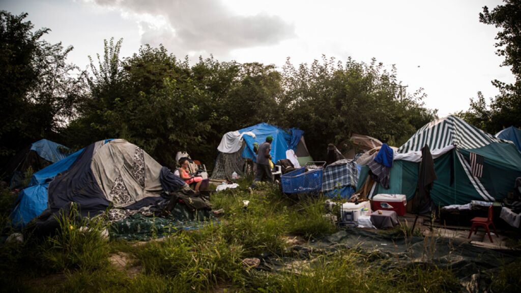 Homeless: Tent Cities on the Rise as Foreclosure Crisis Returns ...