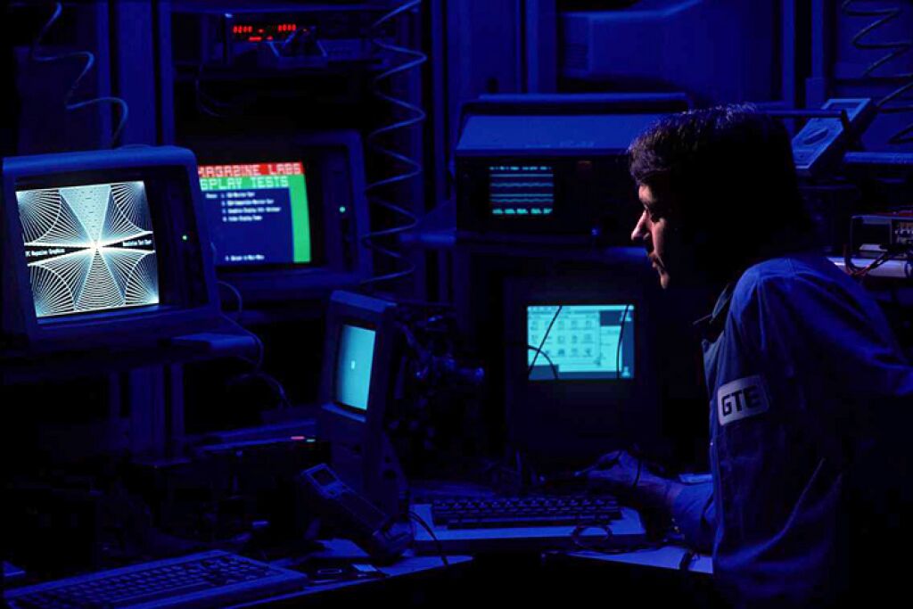 Report: A New "Cyber Cold War" | theTrumpet.com