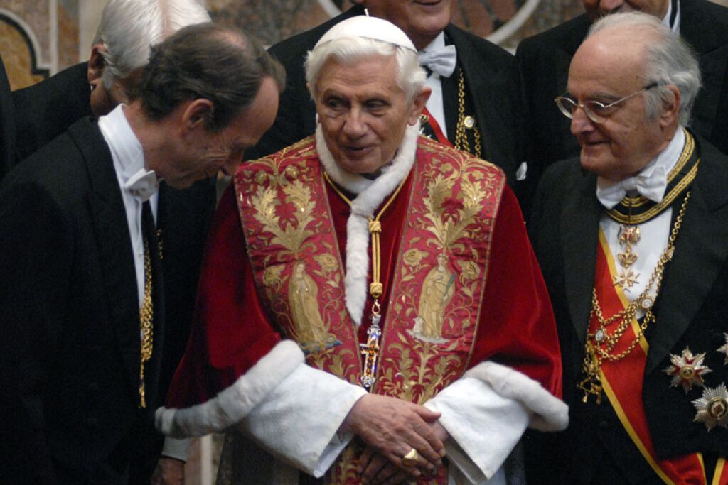 Pope Condemns Christian Persecution | theTrumpet.com