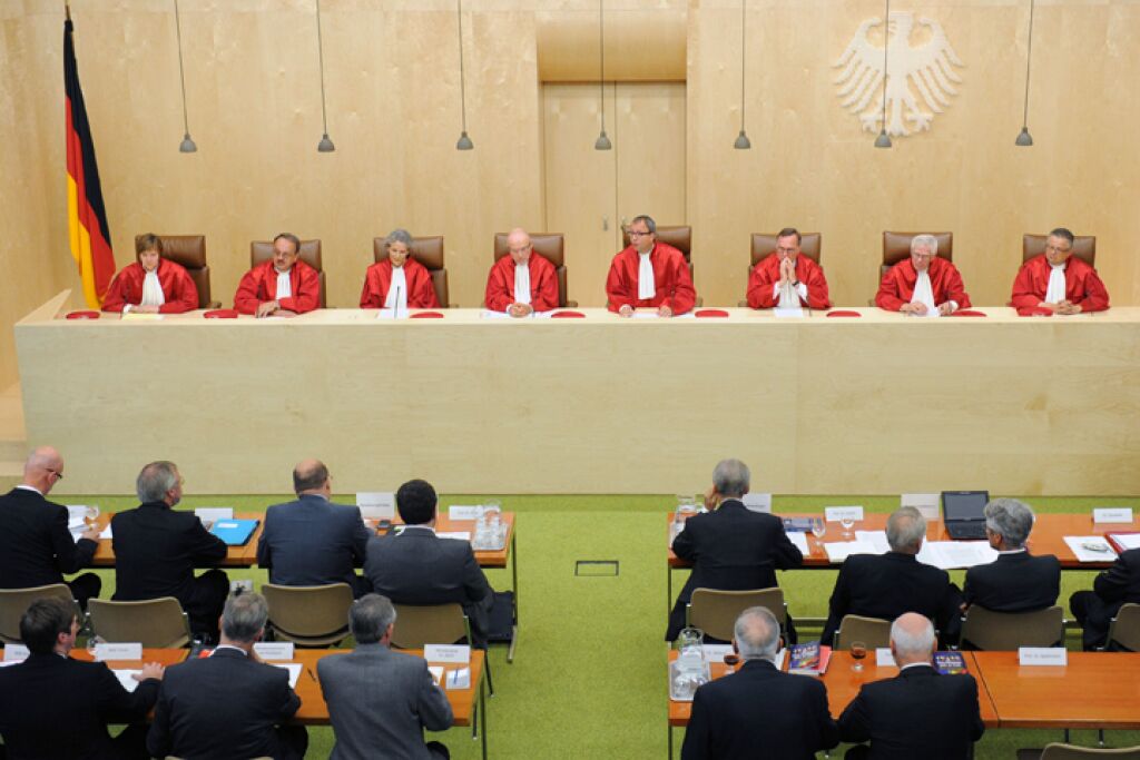 German Constitutional Court Says 'Yes, But' to Bailout | theTrumpet.com
