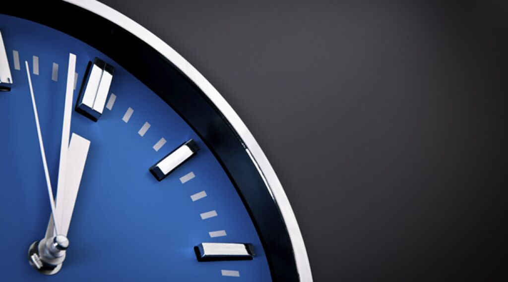 Economy Doomsday Clock Strikes One Minute to Midnight | theTrumpet.com