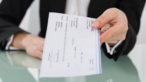 Paychecking Through Life | theTrumpet.com