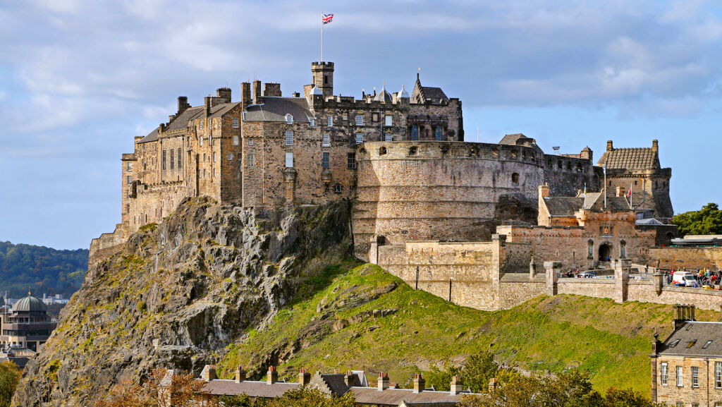 Edinburgh Rejects the Stone of Destiny | theTrumpet.com